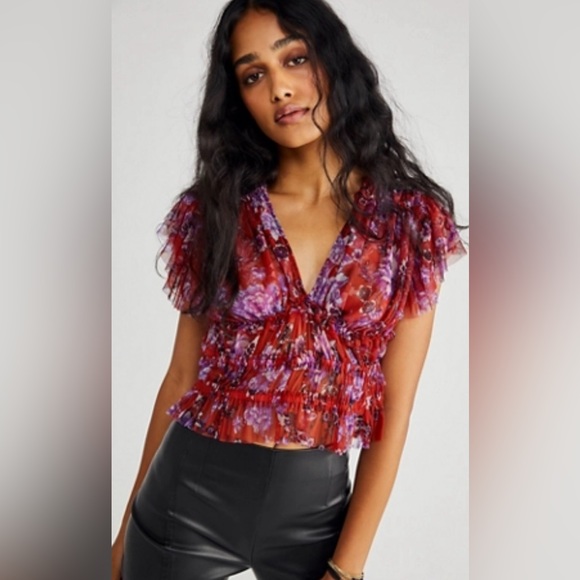 Free People | Tops | Free People Making Me Smile Ruffled Flutter ...